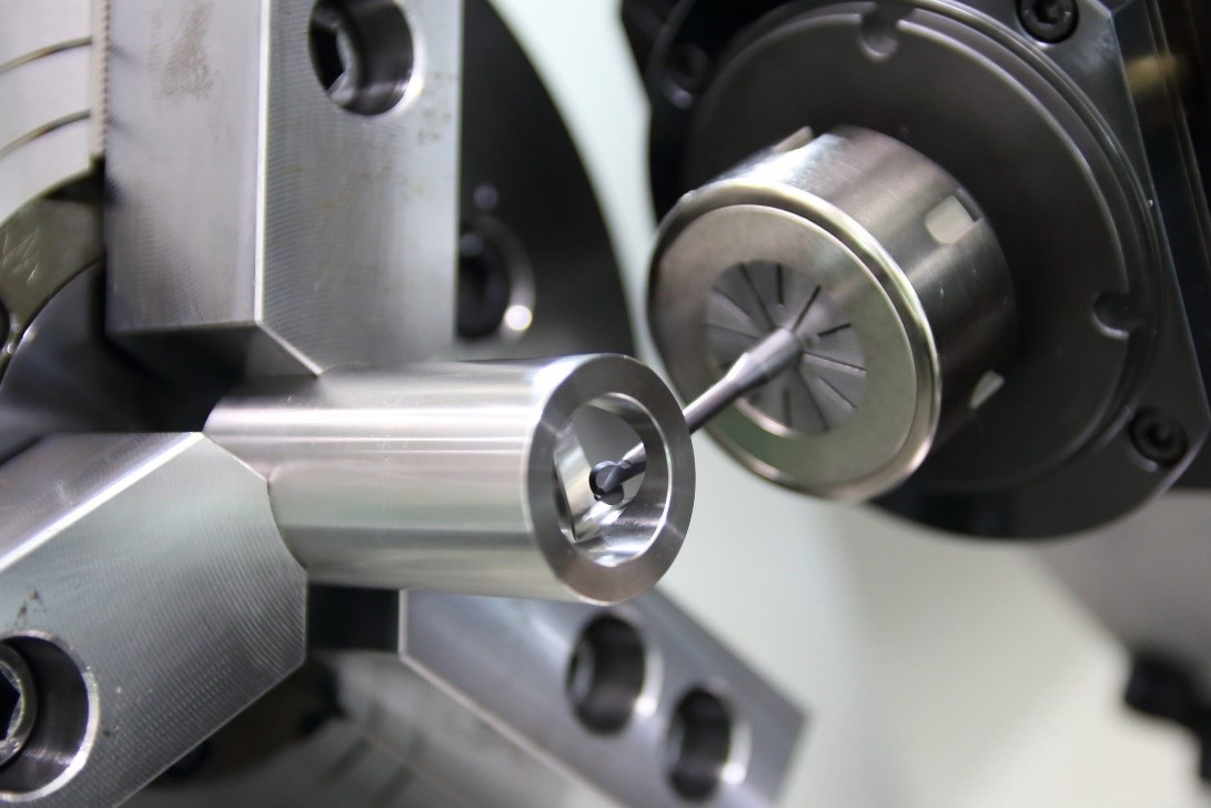 Ứng dụng lấy bavia bằng công nghệ tự động hóa - XEBEC